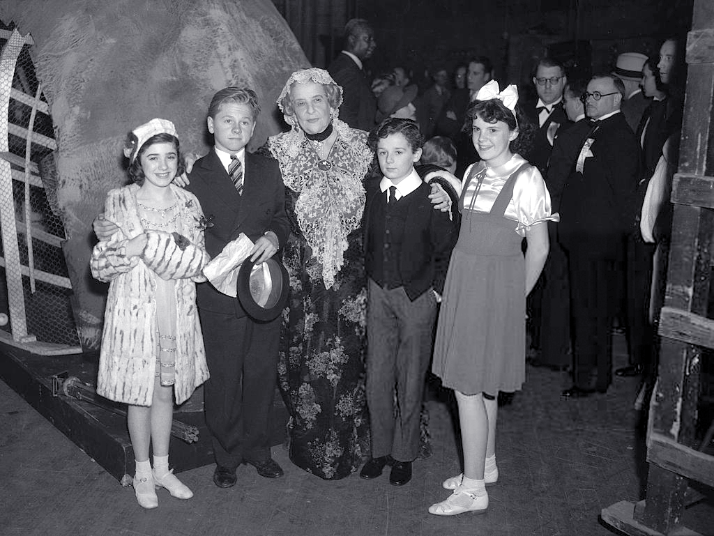 On This Day In Judy Garland’s Life And Career – December 1 – Judy ...